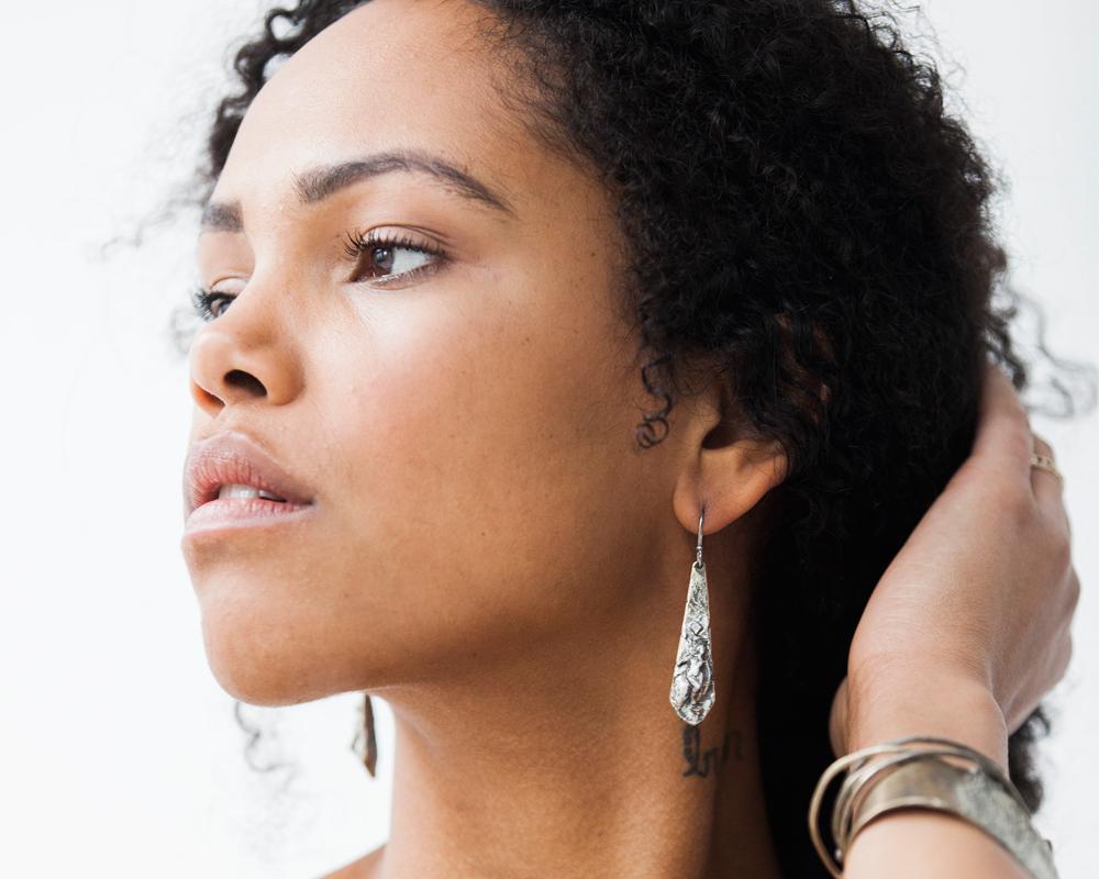 Daydreaming Muse Drop Earrings – franny e